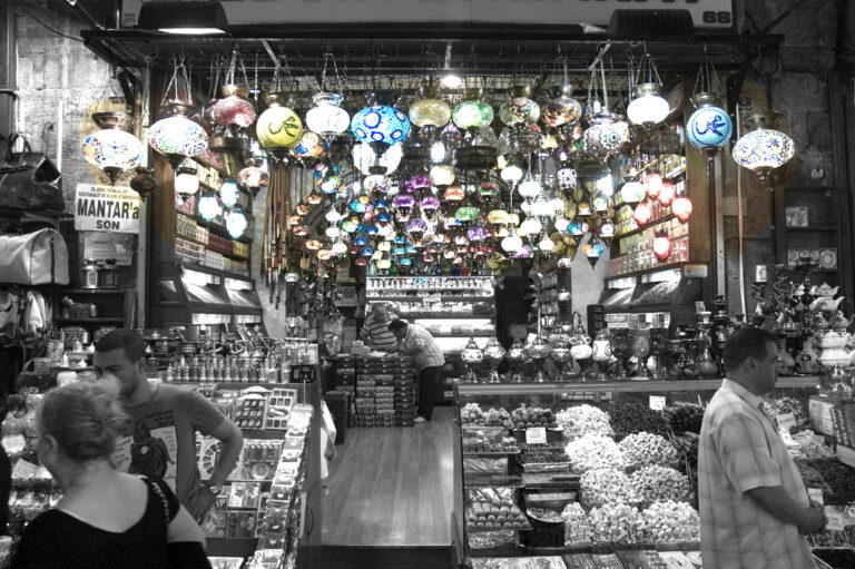 The Light Shoppe – The New American Digest